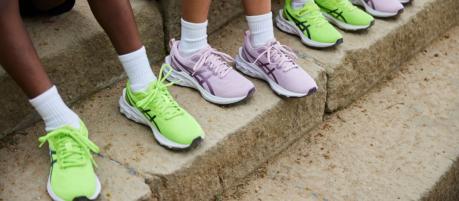 Find the right shoe size for your kids’ feet | ASICS
